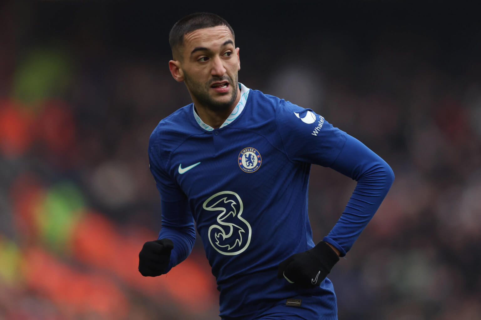 PSG corre para fechar com o meia marroquino Ziyech, do Chelsea
