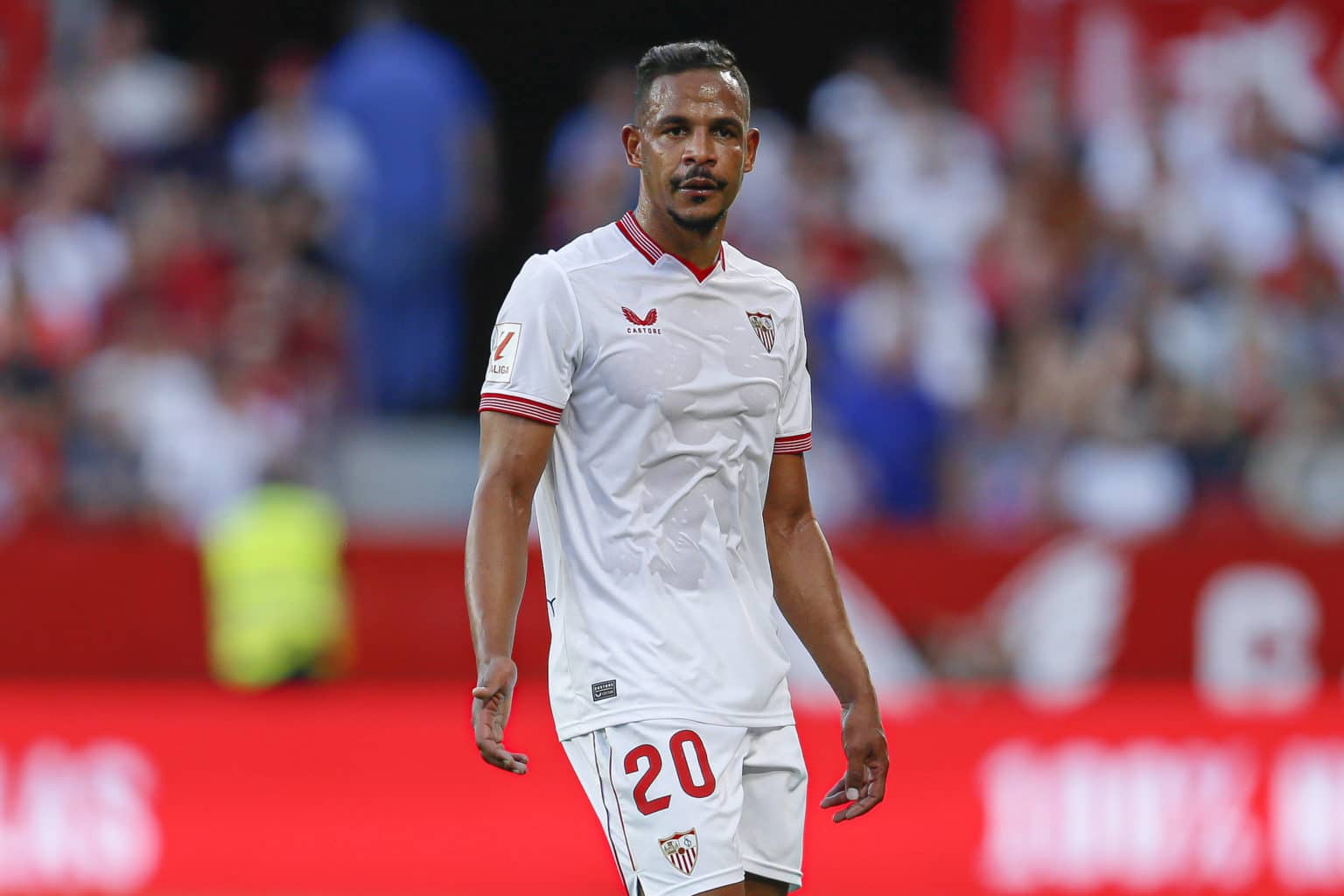 Volante Fernando não se adapta ao Vila Nova e vai se transferir para o ...